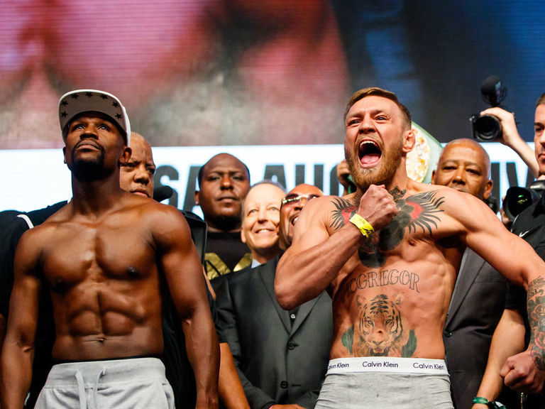 Mayweather, McGregor make weight for Saturday's superfight | theScore.com