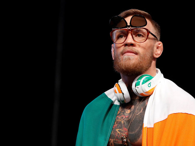 Referee Marc Goddard speaks out after McGregor incident at Bellator 187 ...