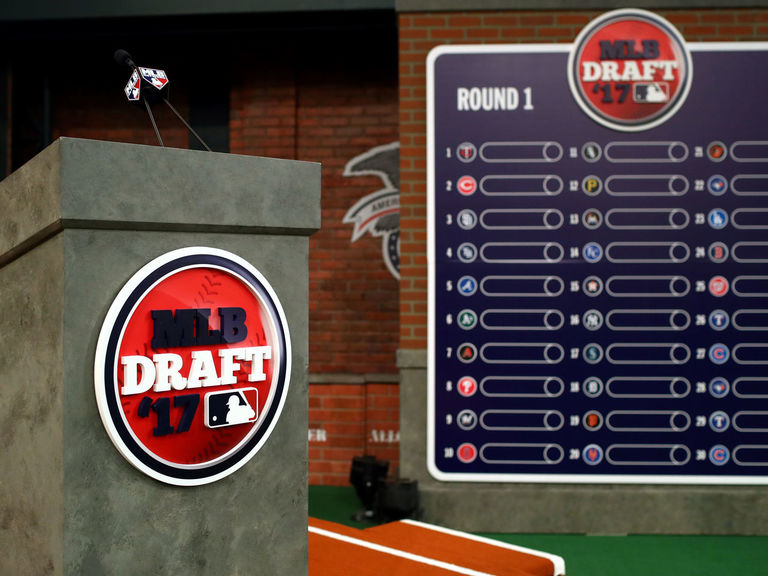 Race to the bottom: 2018 MLB draft order taking shape in final weeks | theScore.com