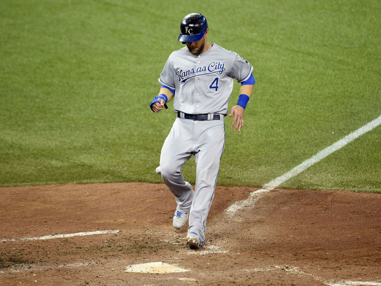 MLB breaks single-season HR record with 5,694th blast | theScore.com