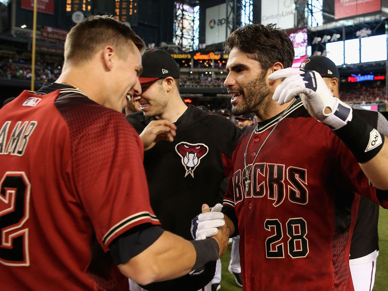 D-Backs clinch wild-card home field on Martinez's walk-off single ...
