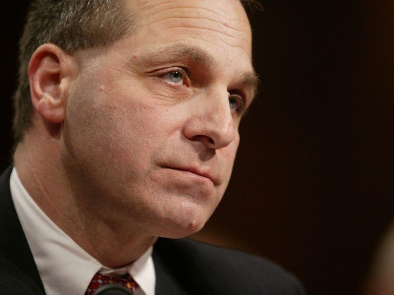 USC hires ex-FBI director to investigate assistant facing charges ...