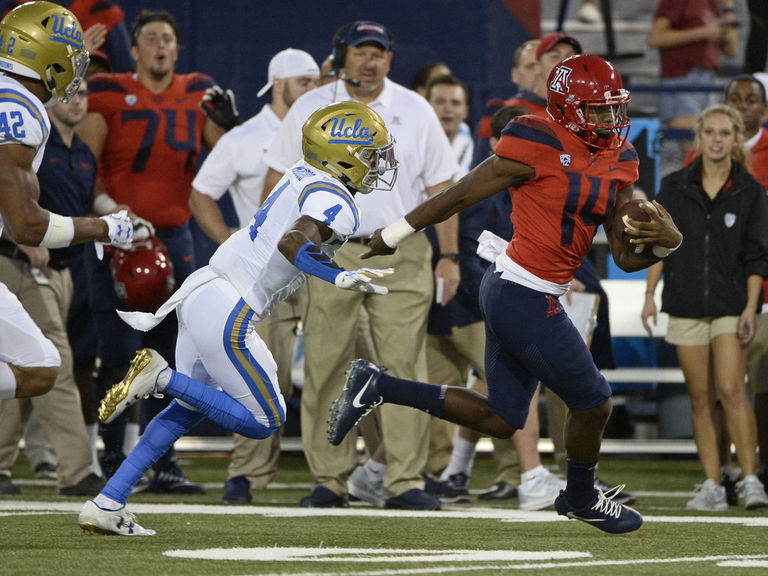 Tate 1st QB in 20 years to rush for 200 yards in consecutive games ...