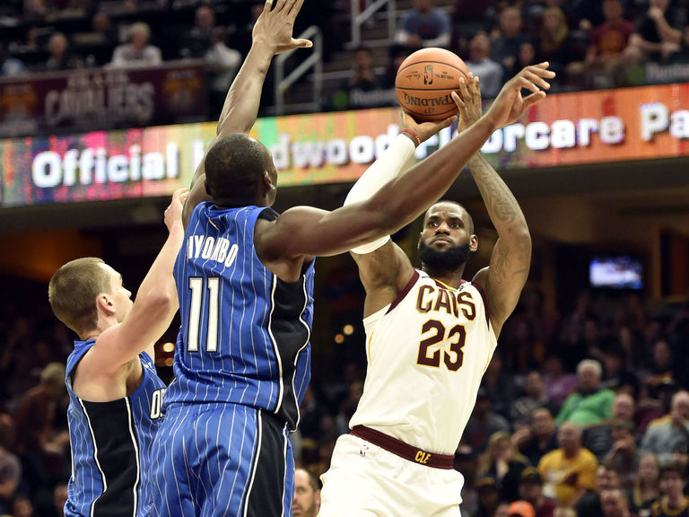 LeBron says elbow injury forced him to alter shot motion, for the ...