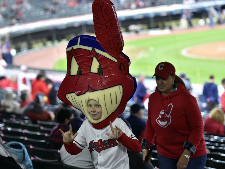 Manfred intends to 'deal with' Indians logo during offseason | theScore.com
