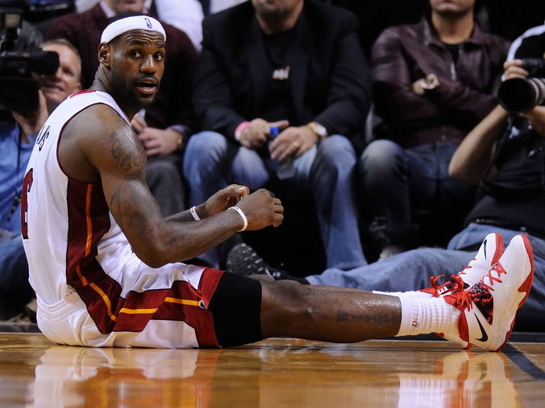 Lebroning is the new planking and there's already a t-shirt | theScore.com