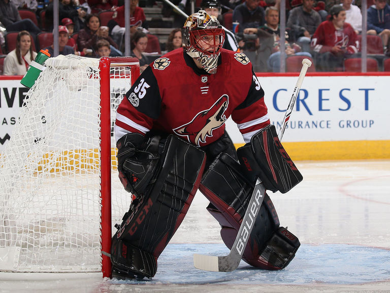 Lightning acquire Domingue from Coyotes | theScore.com