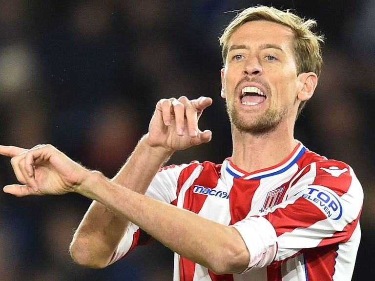 Crouch extends Stoke contract to take him beyond 38th birthday ...