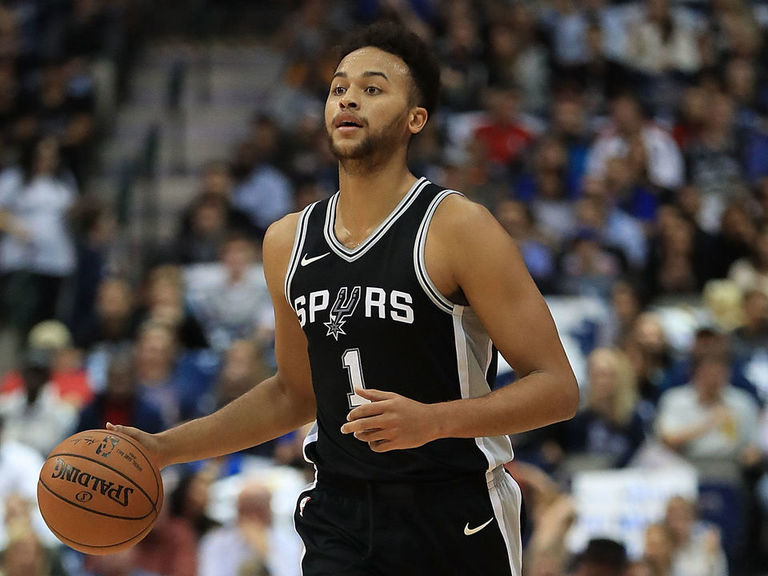 Spurs' Anderson suffers likely MCL sprain, will have MRI Monday ...