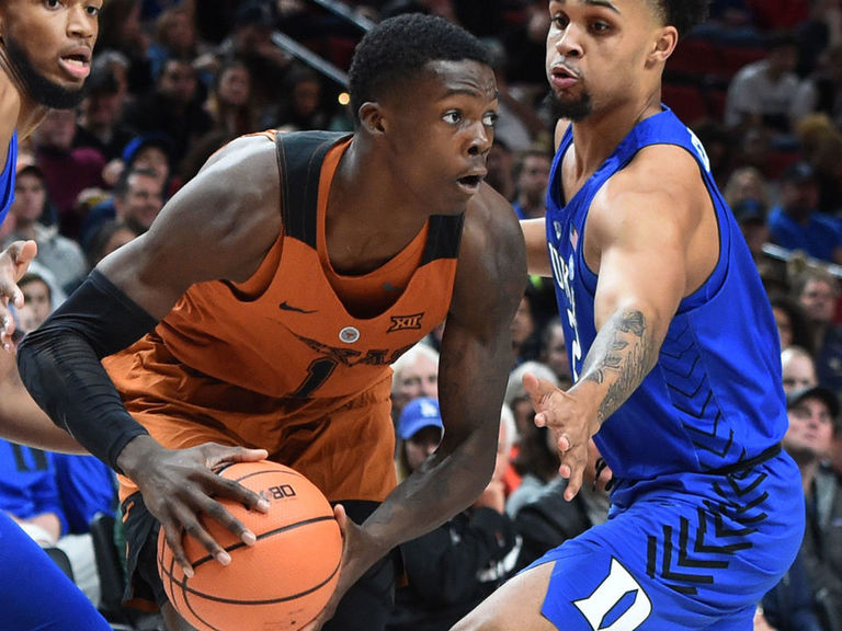 Texas' Jones out several games with wrist fracture | theScore.com