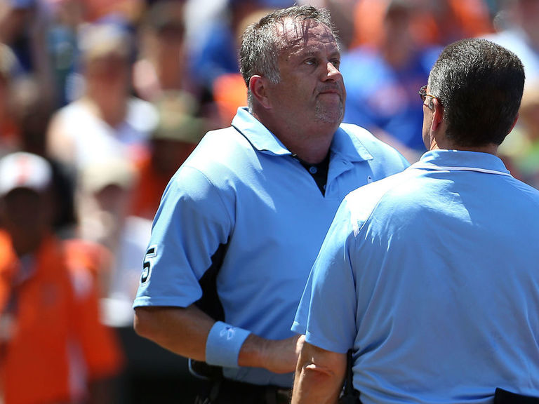 Umpire Dale Scott retires due to concussion concerns | theScore.com