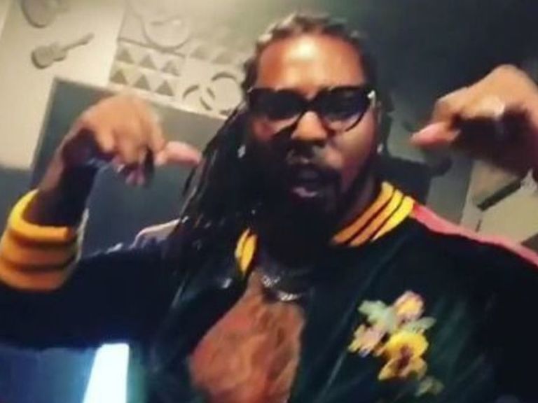 Ex-NFLer Dwayne Bowe pursuing rap career | theScore.com