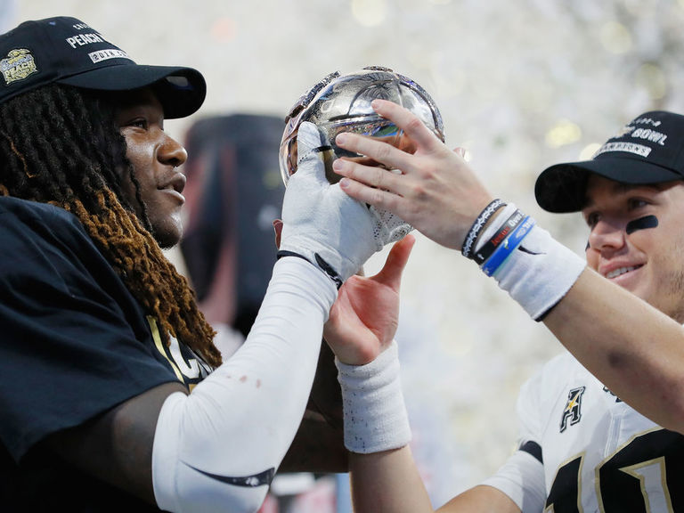 UCF celebrates self-proclaimed national title at Disney | theScore.com