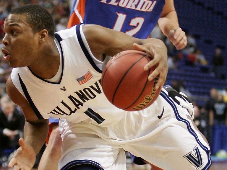 Villanova to rename locker room after Lowry for record $1M donation ...