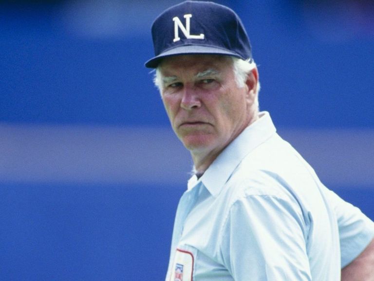 Hall of Fame umpire Doug Harvey dies at 87 | theScore.com