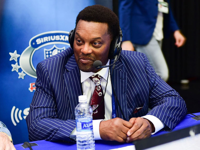 Arizona officially hires Kevin Sumlin as head coach | theScore.com