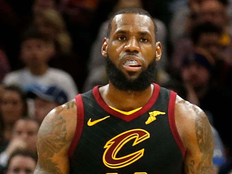 Thomas' agent: 'It's LeBron's ball, and this clearly wasn't working ...