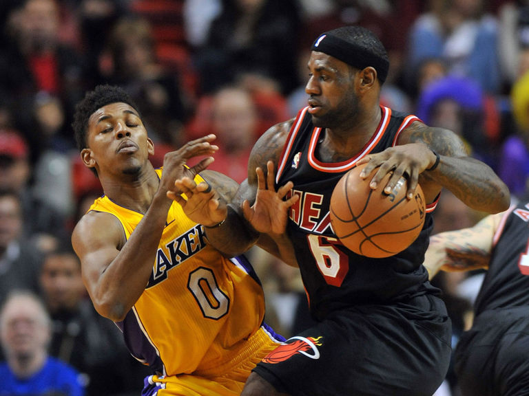 GIF: LeBron James can jump high and dunk hard | theScore.com