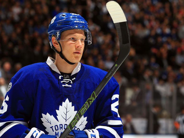 Islanders sign Soshnikov, 2 others to 1-year deals | theScore.com