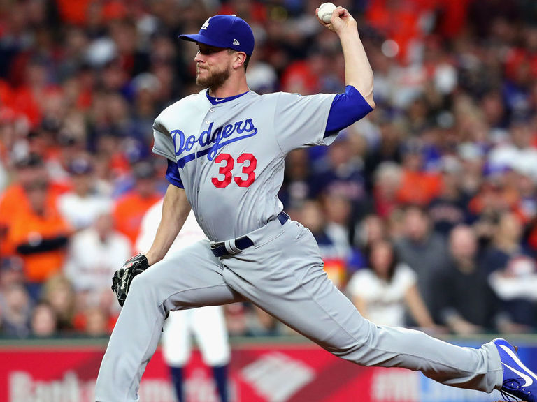 Giants, Tony Watson agree to reported 2-year, $9M contract | theScore.com