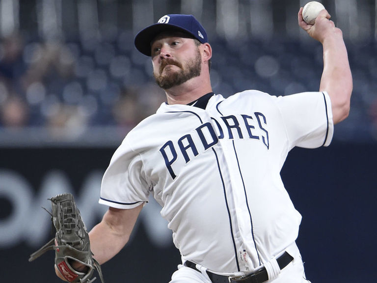 Tigers' Travis Wood nearly lost finger in offseason crossbow accident ...