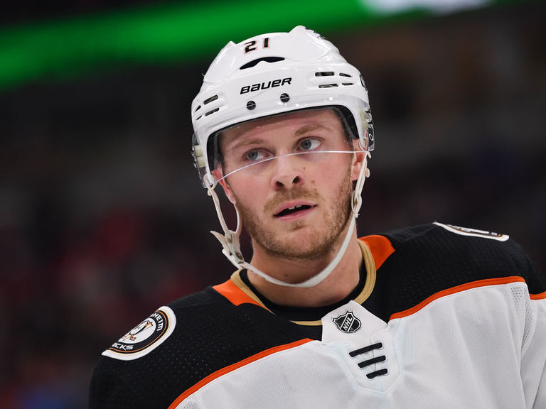 Ducks trade Chris Wagner to Islanders for Jason Chimera | theScore.com