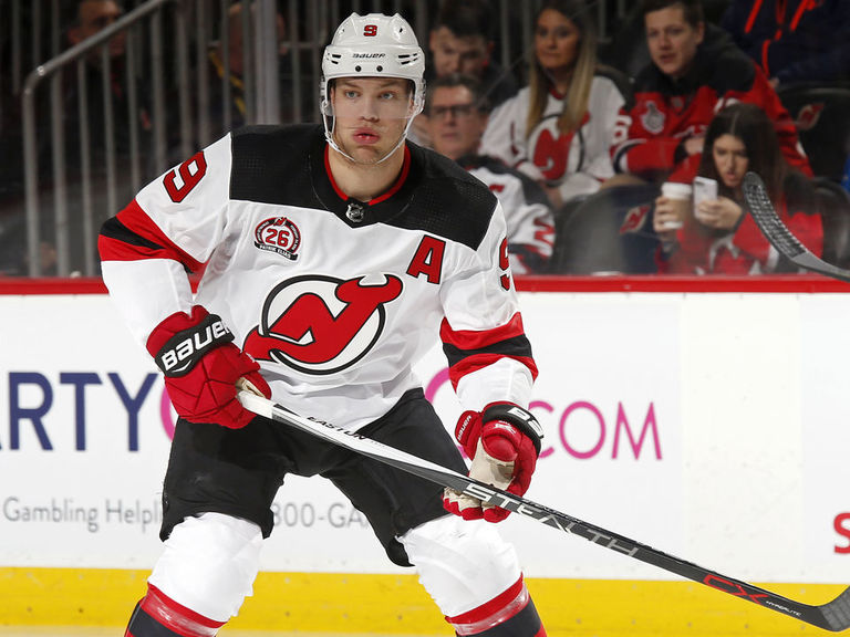 Watch: Devils' Hall extends point streak to 23 games | theScore.com