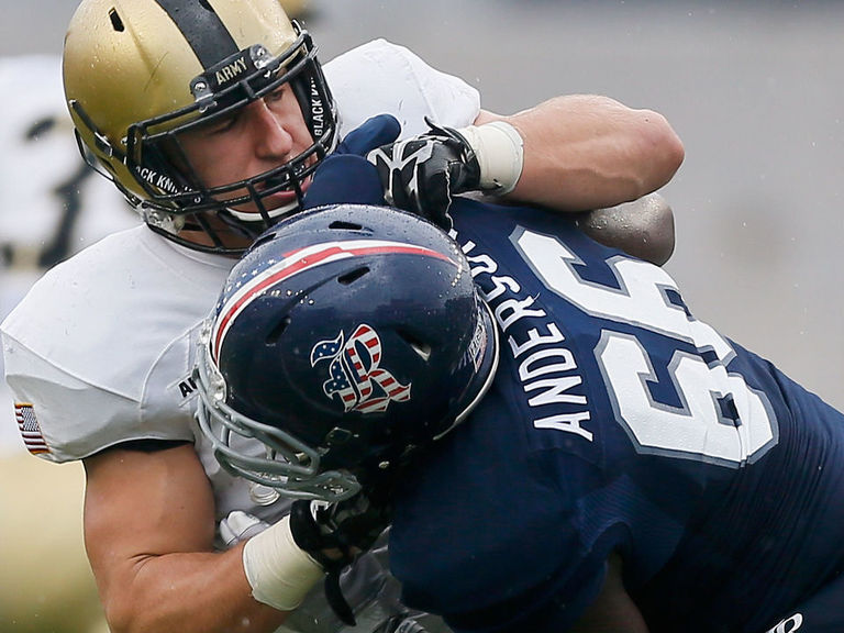 Star LT Anderson heads to Texas as grad transfer | theScore.com