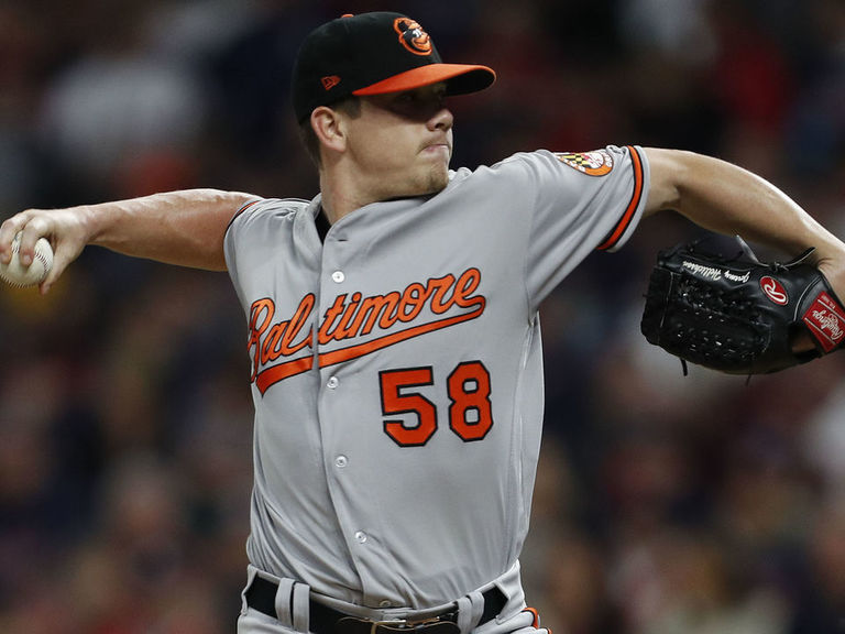 Report: Nationals agree to minor-league deal with Hellickson | theScore.com