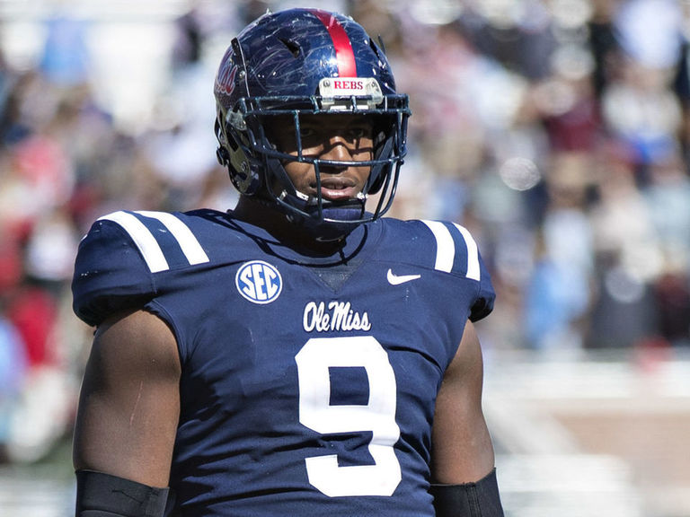 Chiefs trade up to grab Breeland Speaks in 2nd round | theScore.com