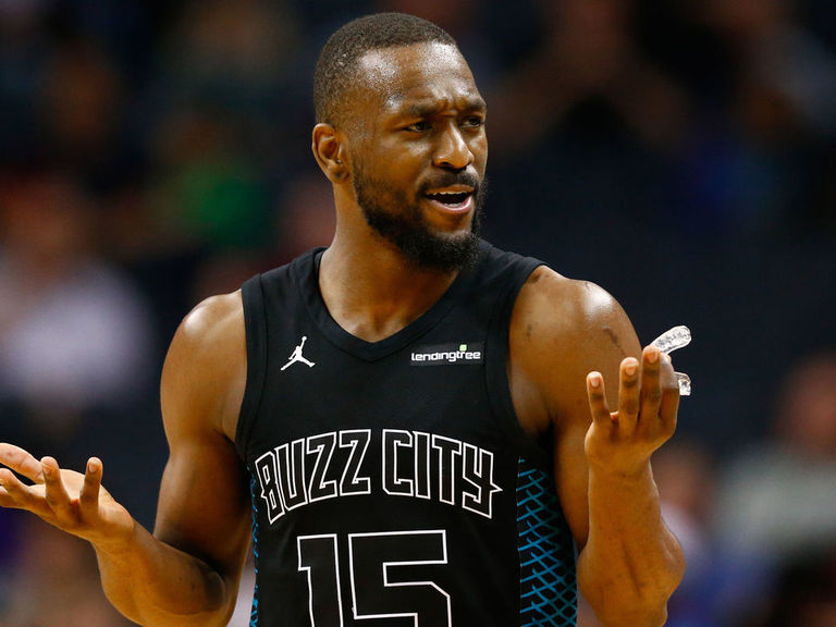Walker drops 46 points on 18 shots in 3 quarters in win over Grizzlies ...