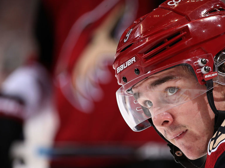 Coyotes' Keller named Rookie of the Month for March | theScore.com