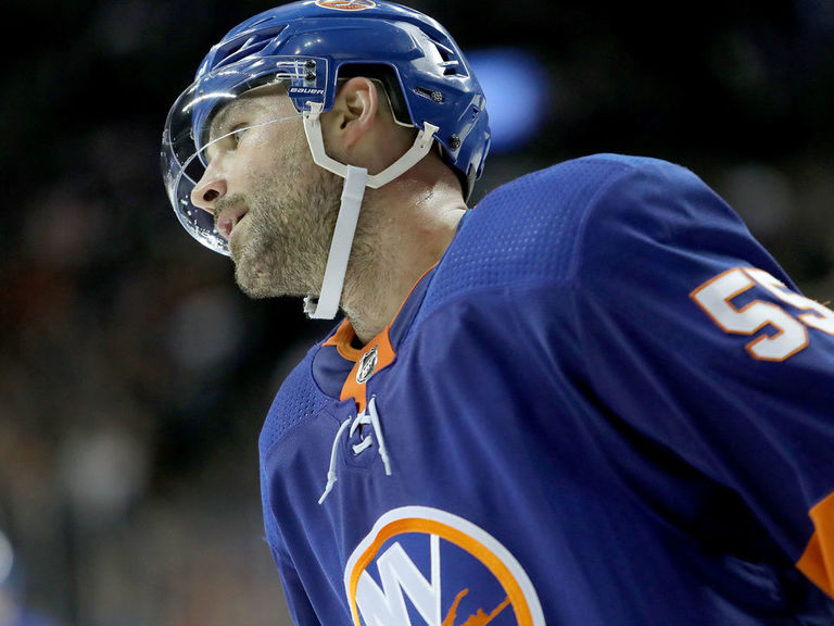 Islanders shut down Boychuk for final 2 games | theScore.com