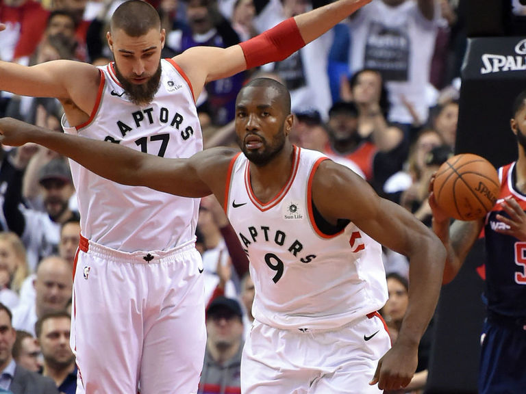 Raptors win first Game 1 in 17 years | theScore.com