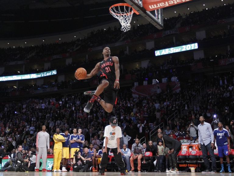 VIDEO: More Terrence Ross dunk prep, including calf presses | theScore.com