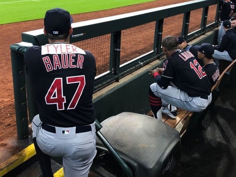 'Tyler' Bauer modifies jersey following Twitter beef with Astros ...