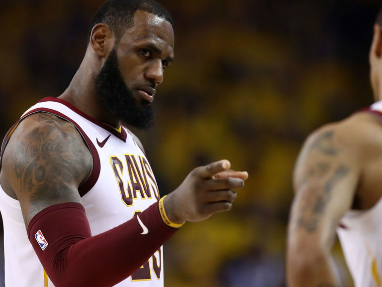 LeBron moves into 2nd on NBA's all-time Finals scoring list | theScore.com