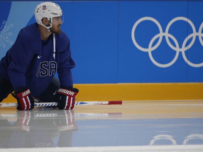 Wisniewski injured in car accident with PGA golfer Cauley | theScore.com