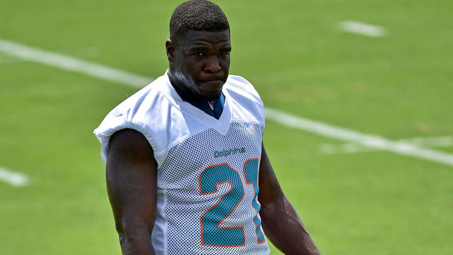 Top 10 NFL players without a Super Bowl ring | theScore