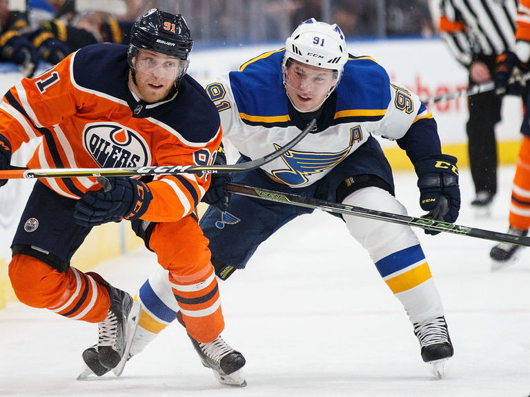 Oilers, Caggiula agree to terms on 2-year contract | theScore.com