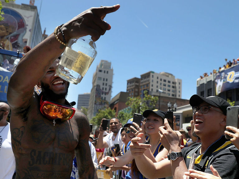 Look: Jordan Bell receives a bunch of Hennessy after running dry at ...