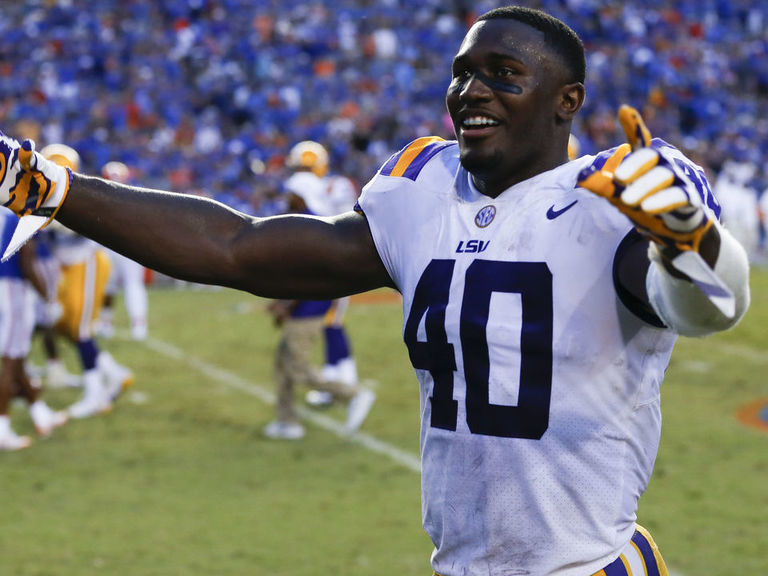 LSU's Devin White declares for NFL draft | theScore.com