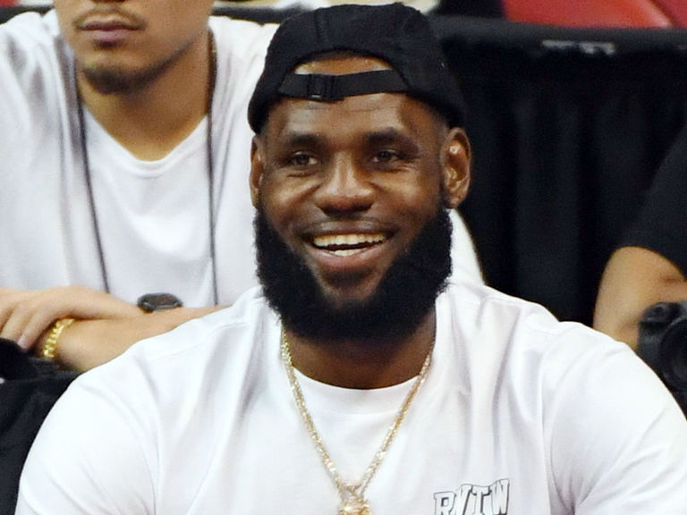 Lakers praise LeBron's intelligence, leadership: 'Couldn't be more ...