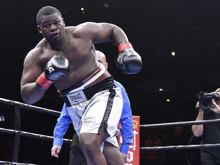 Watch: Boxer Curtis Harper walks out of ring before fight | theScore.com