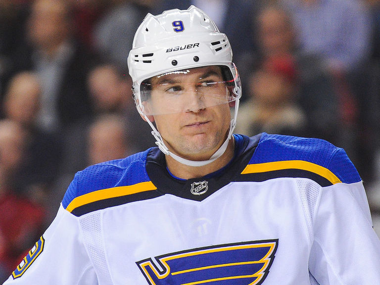 Report: Upshall fails physical at Oilers camp | theScore.com