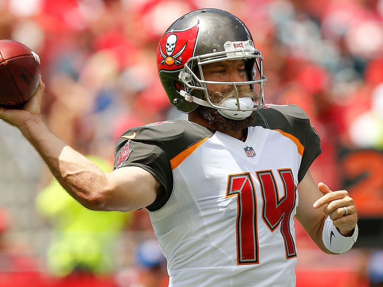 Fitzpatrick shines again, Buccaneers stun Eagles 27-21 | theScore.com