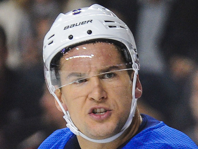 Upshall cleared to return to training camp days after failing physical ...