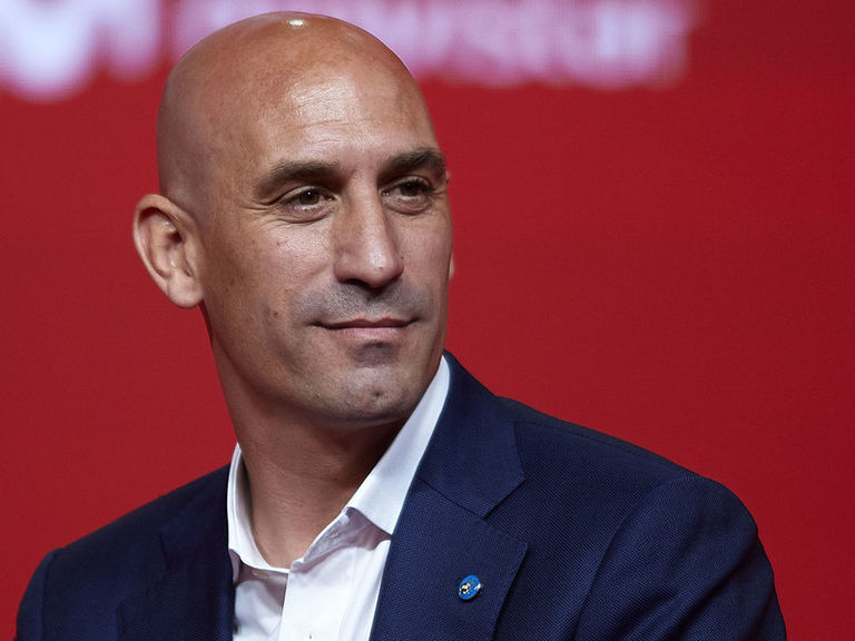 'Arrogant' Rubiales criticized by clubs over leaked WhatsApp messages ...