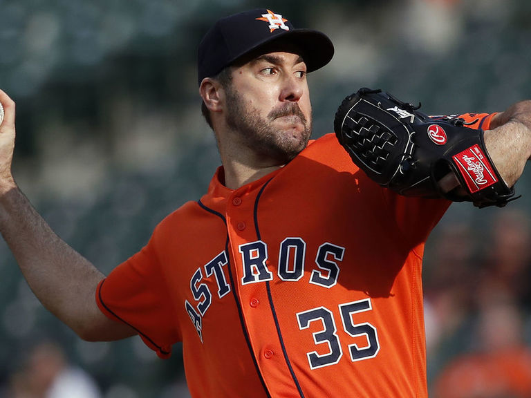 Astros match franchise record with 102nd win | theScore.com