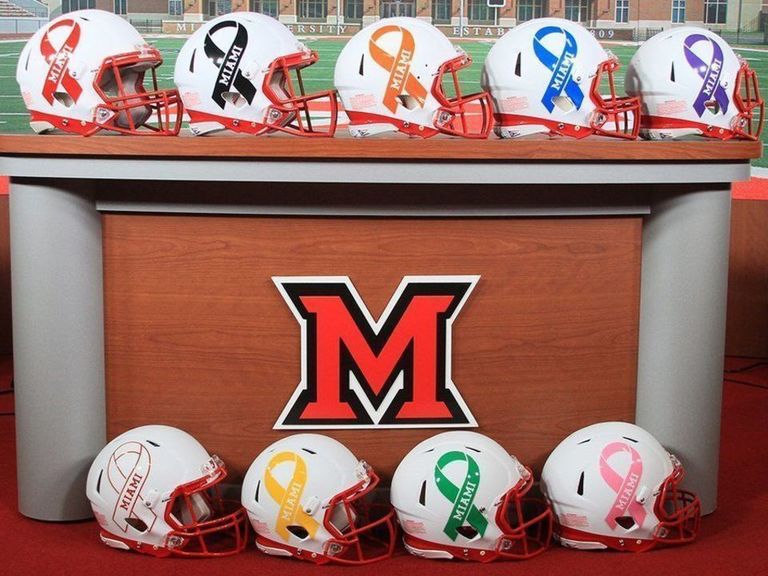 Miami (OH) unveils cancer awareness helmets | theScore.com